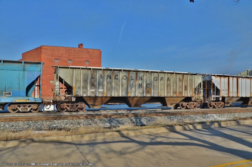 CRDX 7104 is Chicago Freight Car Leasing.